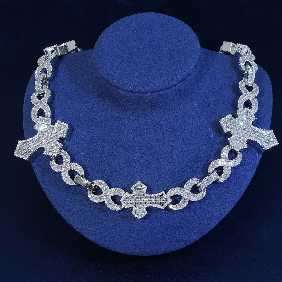 15mm Baugette Cross Infinity Chain – GHETLUXE